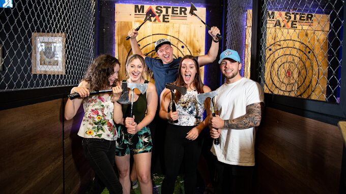 Home - Master Axe Throwing - Bolingbrook